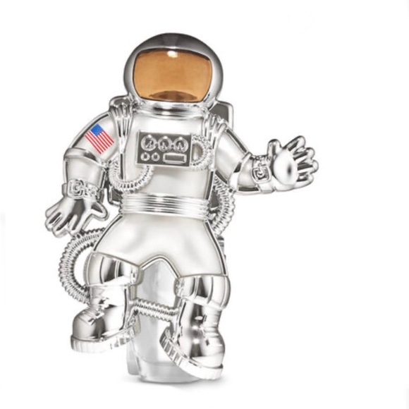 Bath & Body Works | Accents | Bbw Astronaut Nightlight Wallflowers Plug ...